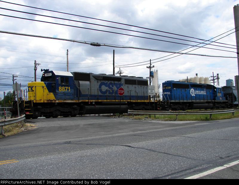 CSX 8871